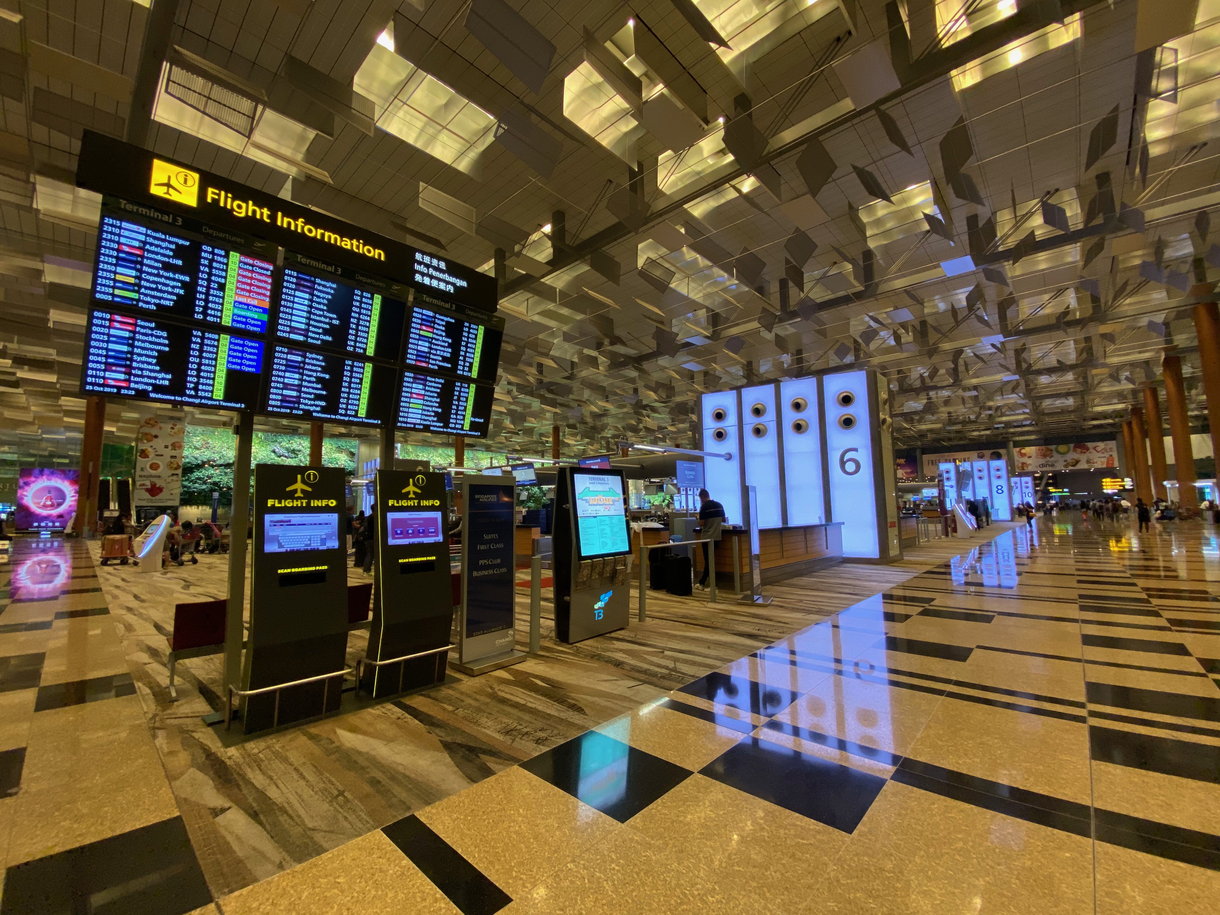 [Airline Review] – Singapore Airlines B777-300ER (SQ612) – Business ...