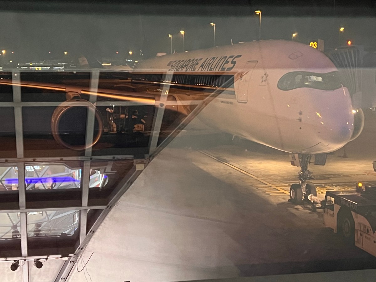 [Airline Review] – Singapore Airlines A350 – 900 (SQ713) – Business ...