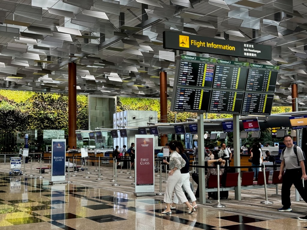 [Airline Review] – Singapore Airlines A350-900 (Long Haul Variant ...